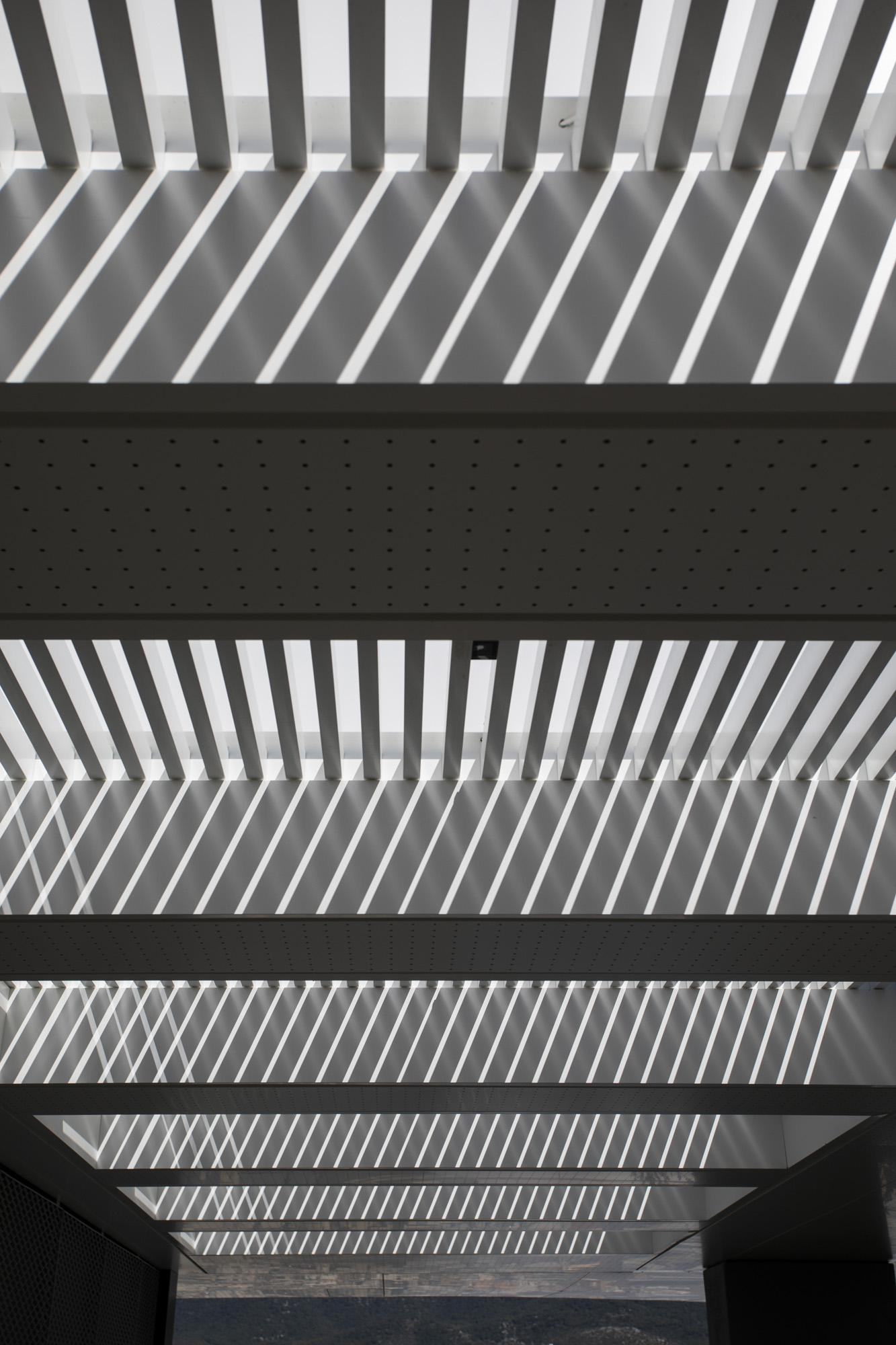 “The Orbit“ Office Building in Athens | Vikelas Architects